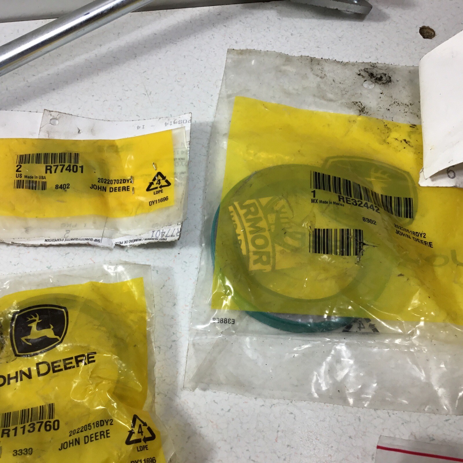 john deere RE66985 compact tractor U46283 oem parts R55494 R113760 MIX ...