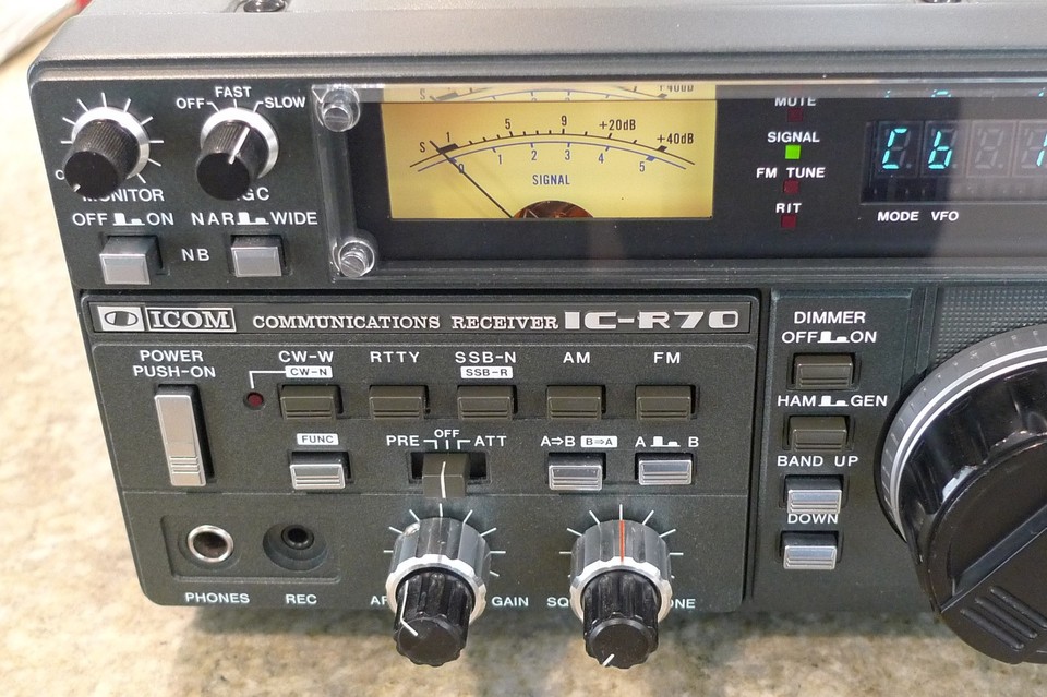 Icom IC-R70 Communications Receiver | eBay