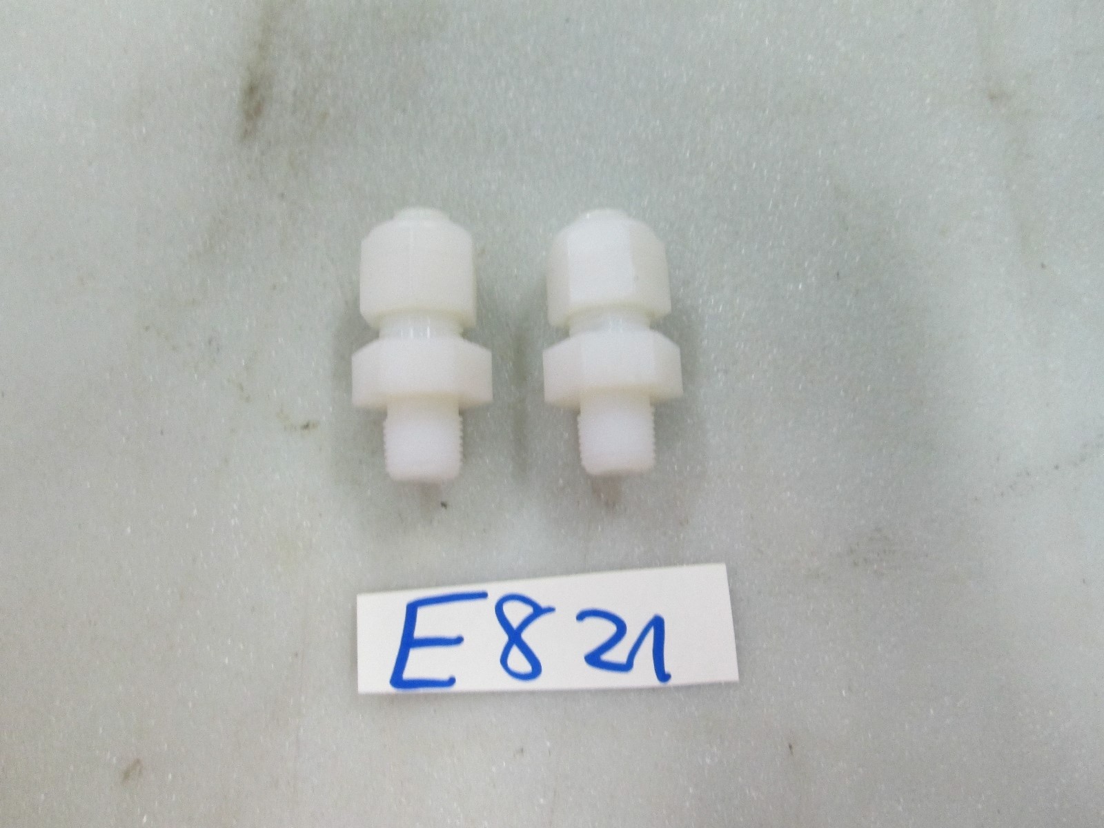 Poly Tube Adapter 1/8" MNPT x 1/4" OD Tube 268N04X02 3810209 Lot of 2 ...