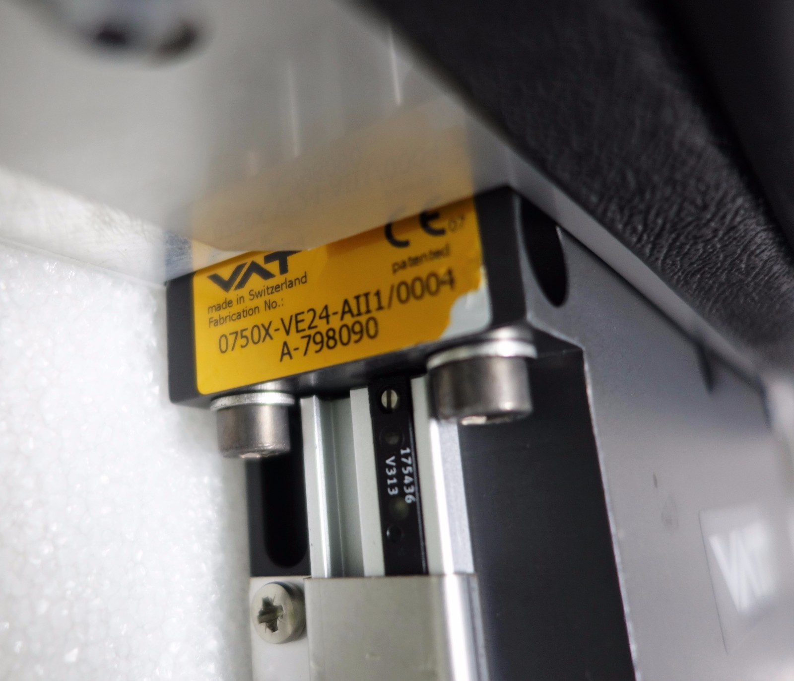 VAT 0750X-VE24-AII1 ATMOSPHERIC DOOR L-VAT TRANSFER VALVE LOAD LOCK ...