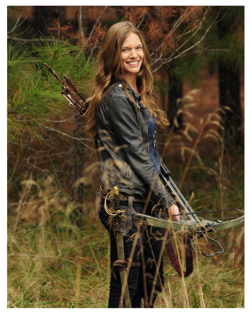 Revolution Wallpaper Tracy Spiridakos 93 Tracy Spiridakos Age Stock