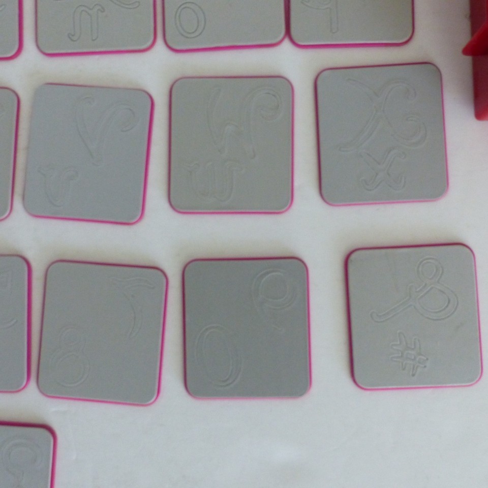 Sizzix Sizzlits "Curlie Girlie" Font Die Cutting Alphabet Letters ...