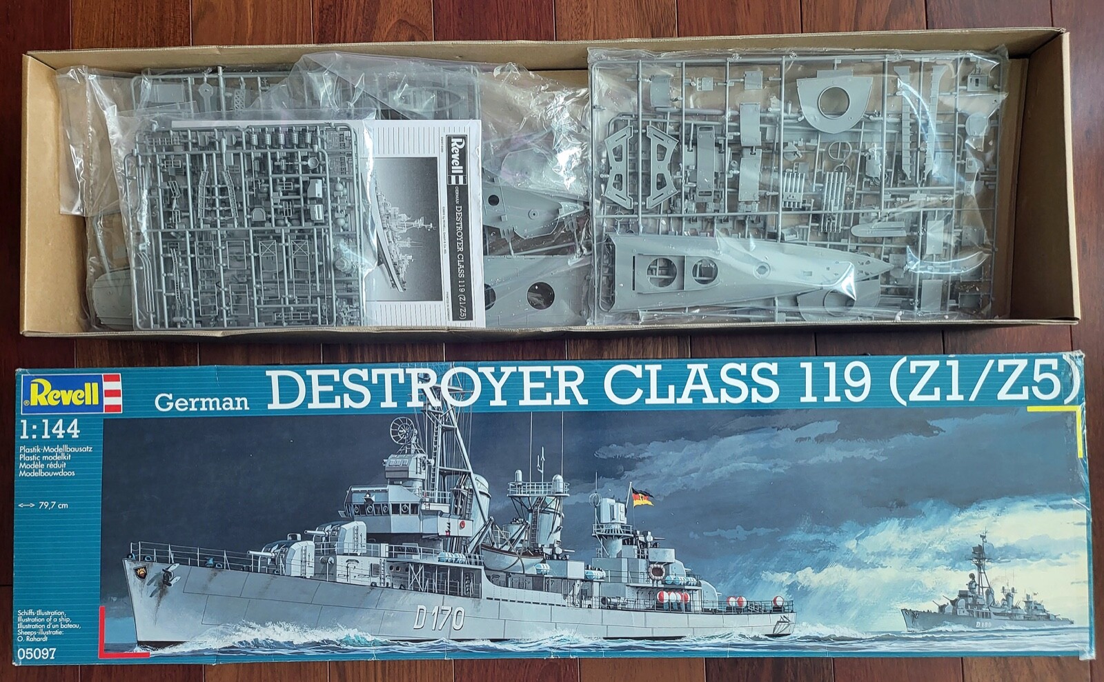 REVELL-German Destroyer Class 119 (Z1/Z5). 1/144 | eBay