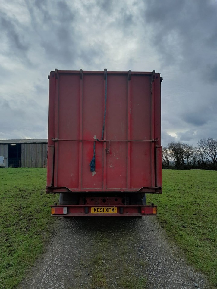 Ford Iveco Horse Lorry 2001 | eBay UK