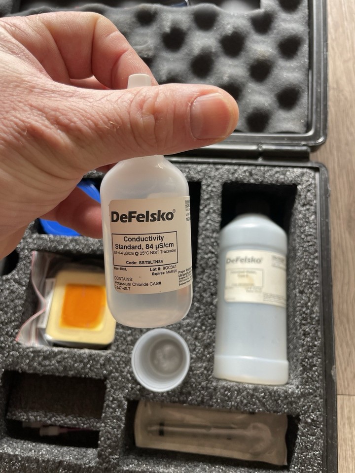 DeFelsko SSTKIT PosiTector SST Soluble Salt Tester Adhesive Patch Kit ...