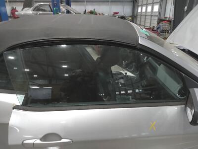 05-14 Ford Mustang Convertible Front Door Glass Right Passenger Side ...