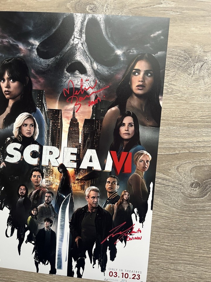 Melissa Barrera Liana Liberato Dual Signed Scream 11x17 Photo JSA COA ...