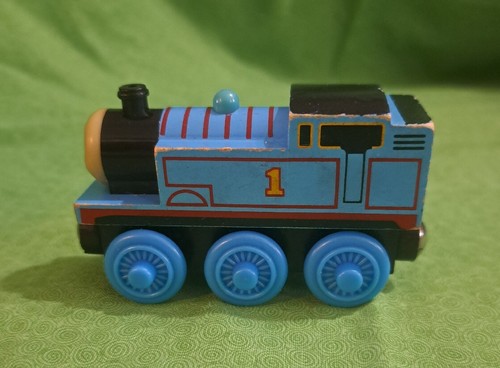 Thomas the Train Thomas Early Engineer Wooden Railway Tank Engine ...