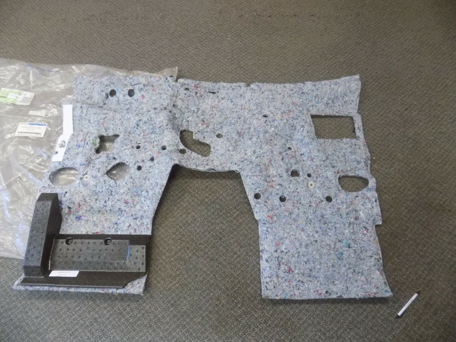 New OEM 2005-2009 Ford Mustang Cowl Insulator Dash Panel Pad Cover ...