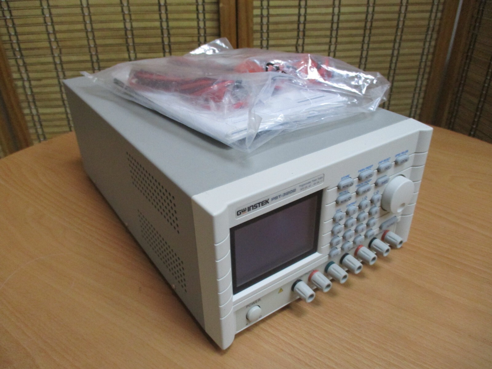 【Kang Rong Scientific】G.W PST3202 32V/2A Programmable DC Power Supply ...
