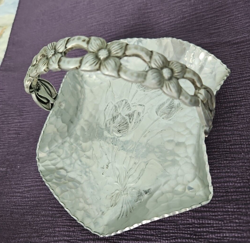Rodney Kent Hammered Aluminum Tulip Basket Hand Wrought #429 7"x5" 50s ...