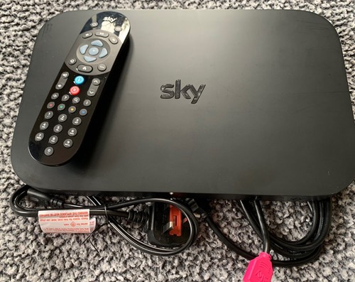 Sky Q 1 TB TV Box ES340A-D8 - With Remote Control, Power Cable And HDMI (c) | eBay