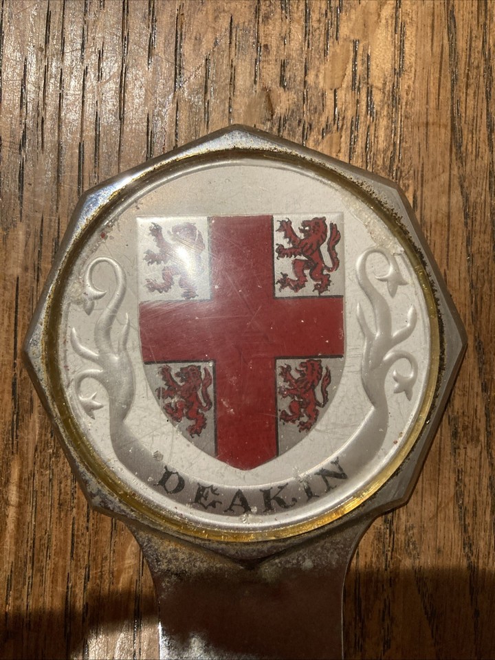 Vintage Chrome Car Automobile Car Badge DEAKIN family Crest George ...