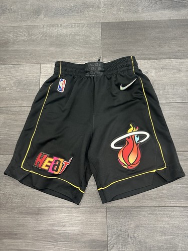 Nike Miami Heat 2021/22 City Edition Courtside Swingman Shorts - Black ...