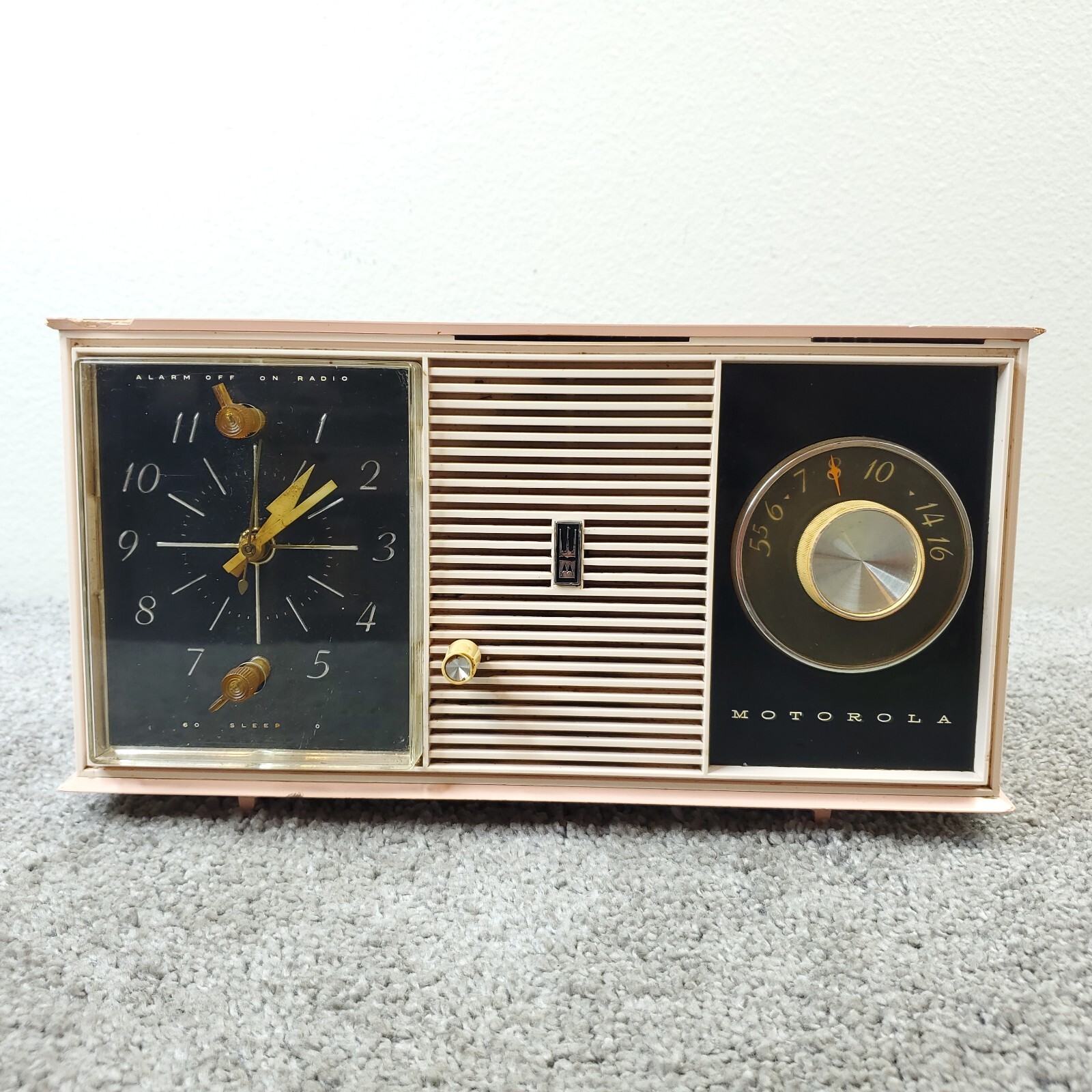 Motorola C24-P Tube Radio Clock AM Pink Vintage MCM Mid Century Modern ...