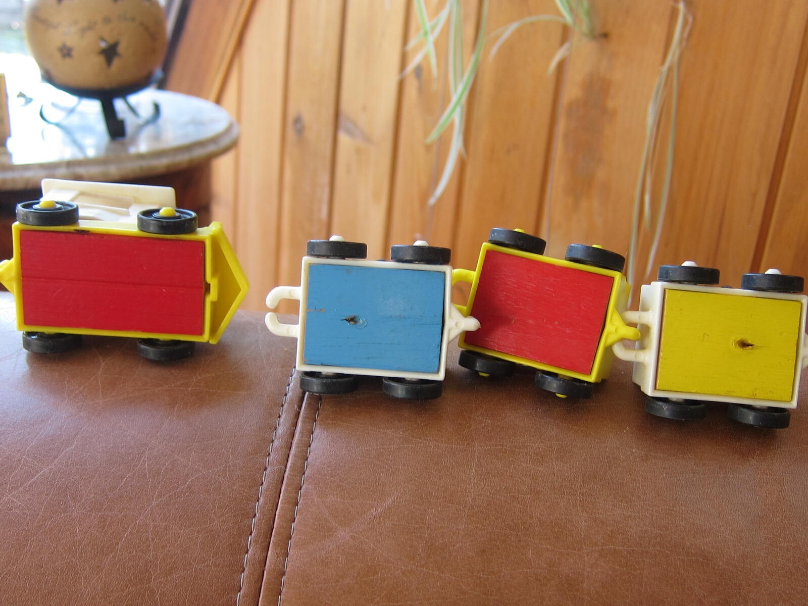 Vintage Fisher Price Little People #719 Choo Choo Train ENGINE Carts ...