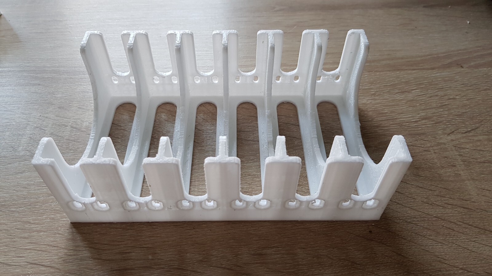 Festplatten Ständer für 4 oder 6 externe 2,5 Zoll SSD /HDDAufbewahrung ...