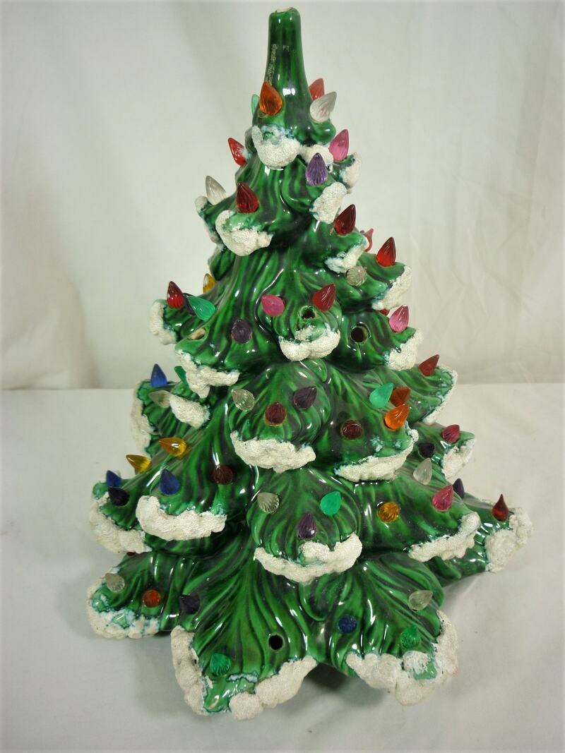 Vintage Atlantic Mold Christmas Tree Lenape Green Ceramic Vintage