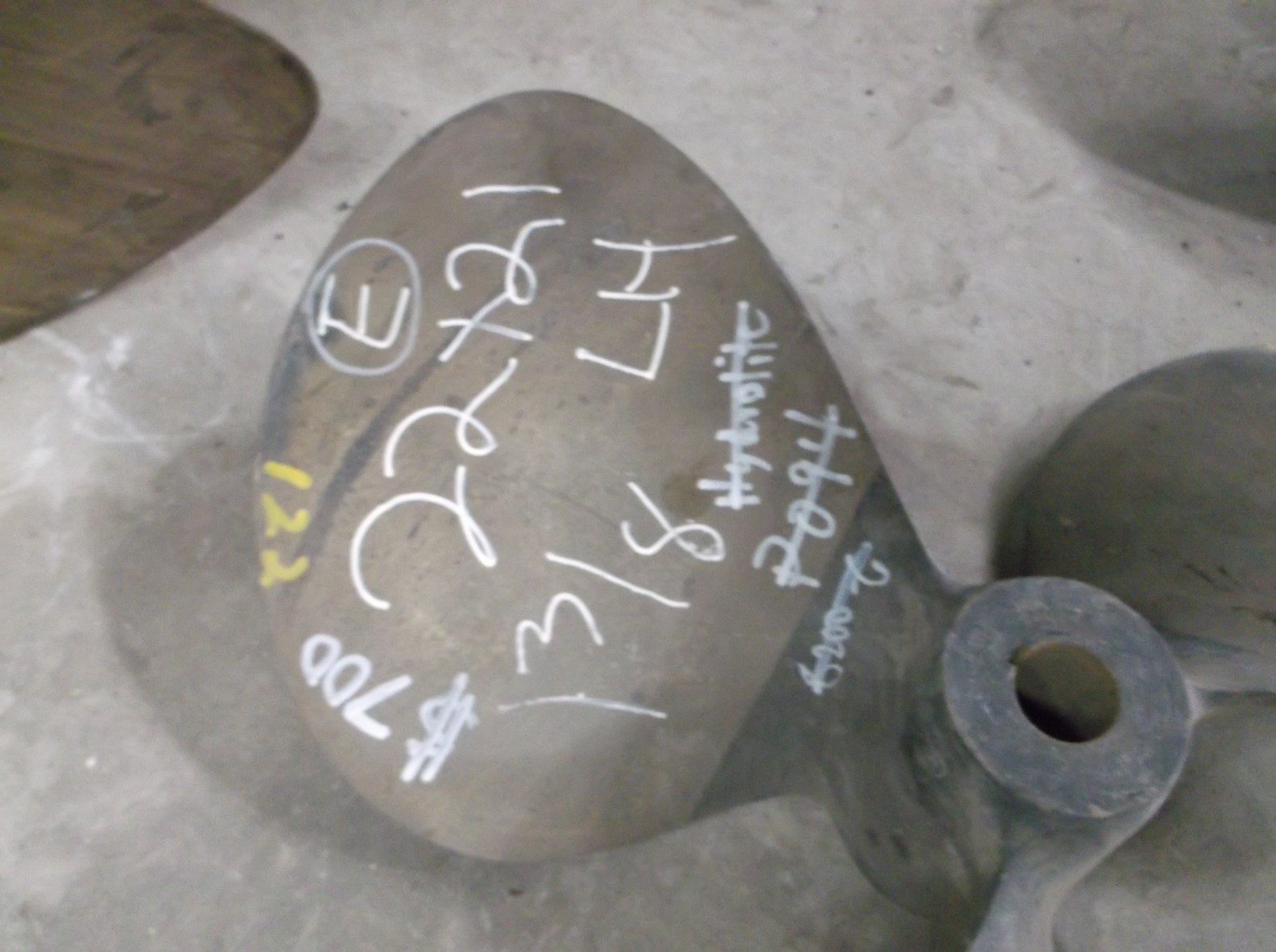 22 inch x 21 Pitch BRONZE 3 Blade LH Propeller 1.375 inch Bore - 45C | eBay