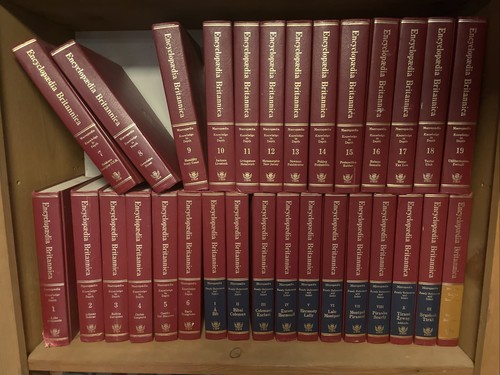 Britannica Encyclopedia Book Set 30 Volume 1768 15th Edition Bookshelf ...