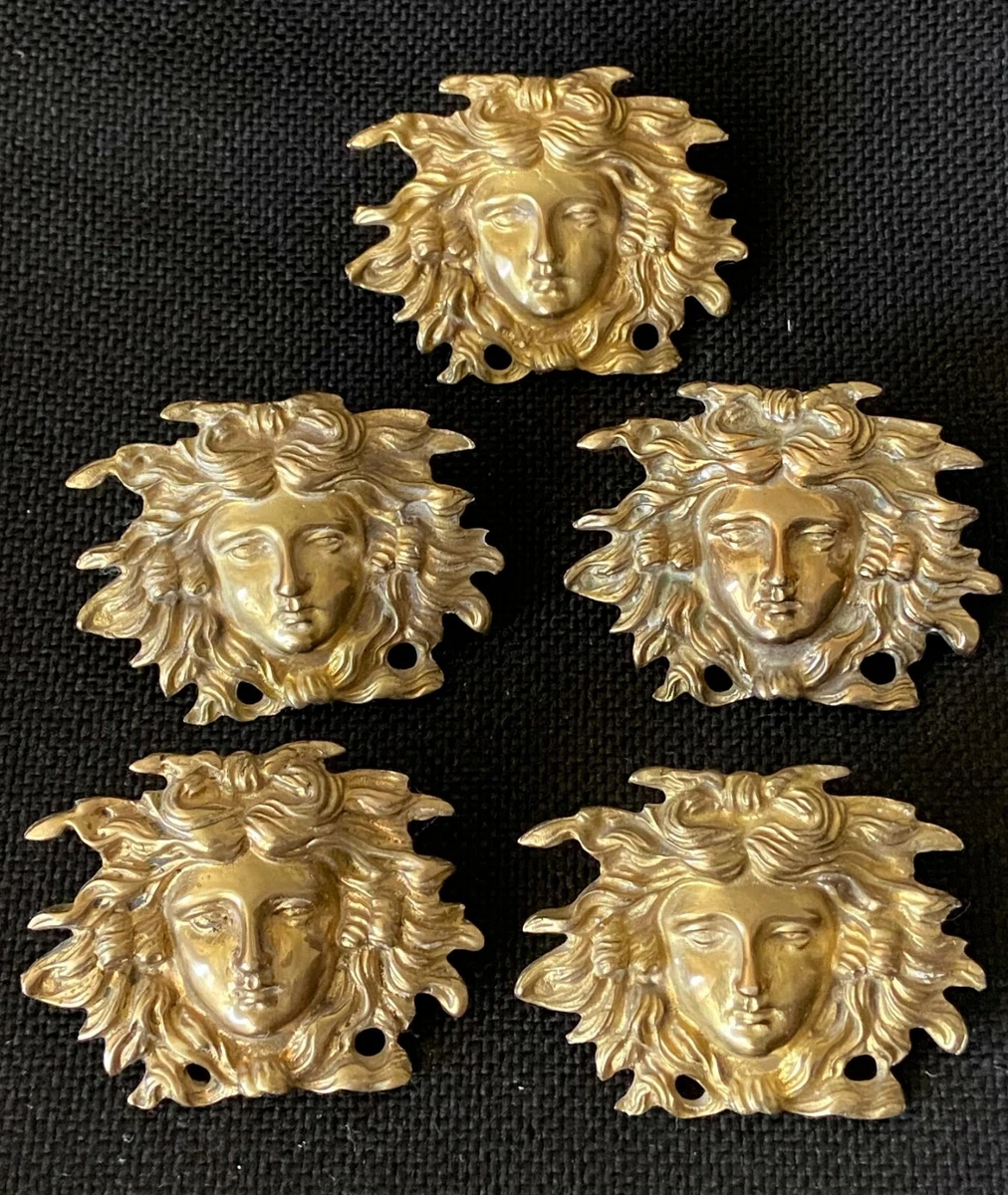 Gold Medusa Head