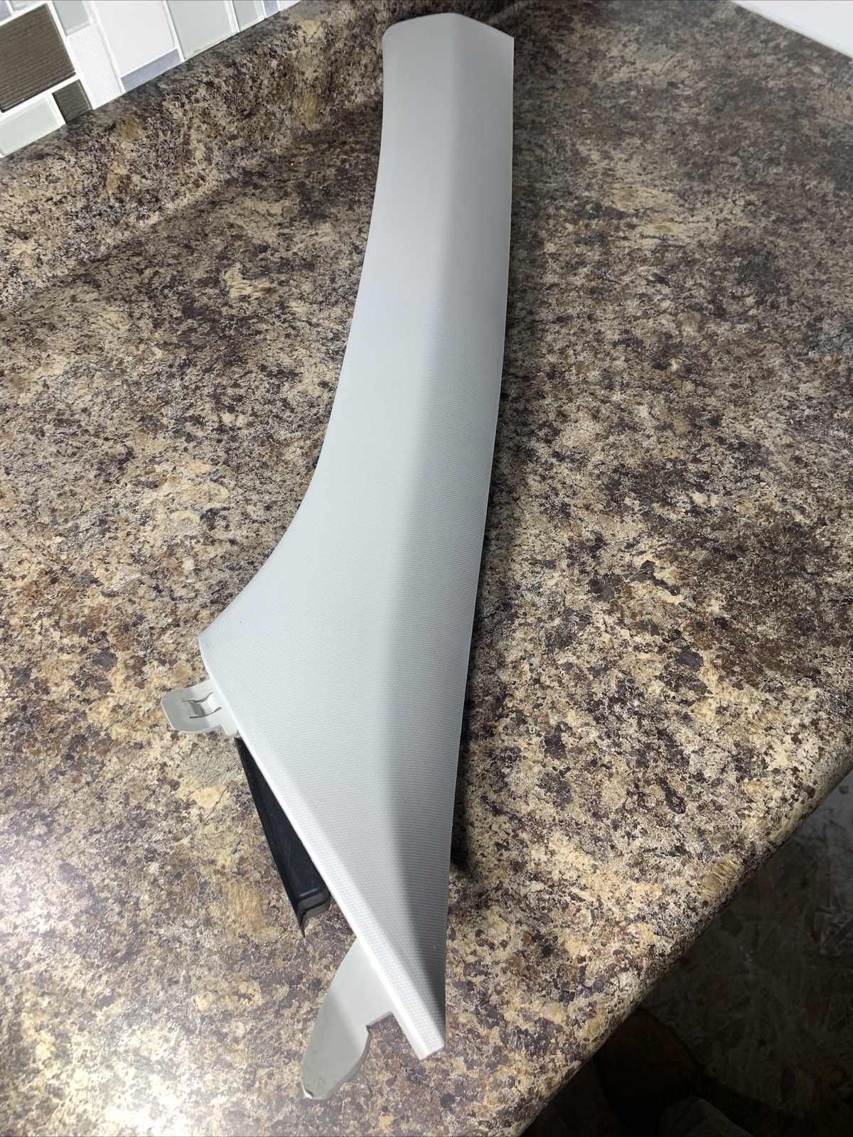 KIA SORENTO WINDSHIELD LEFT DRIVER SIDE A PILLAR TRIM COVER OEM 2016 ...