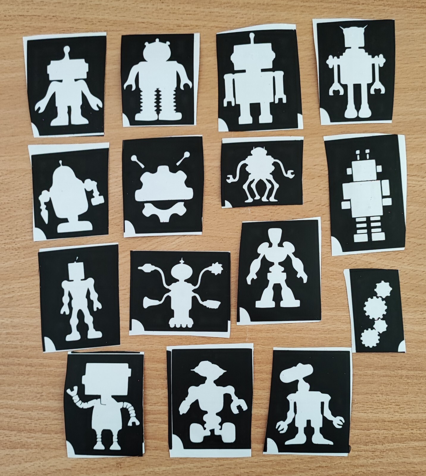 glitter tattoo / face paint stencils. Robots x 15 children birthday ...