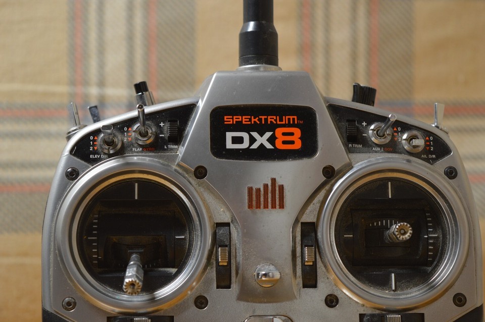 Spektrum DX8 transmitter DSMX DSM2 2.4Ghz 8 Channel 30 Models Telemetry ...