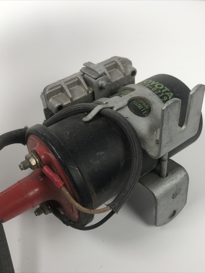 85-88 Toyota Pickup 4runner 22re Ignition Coil 90919-02190 Igniter ...
