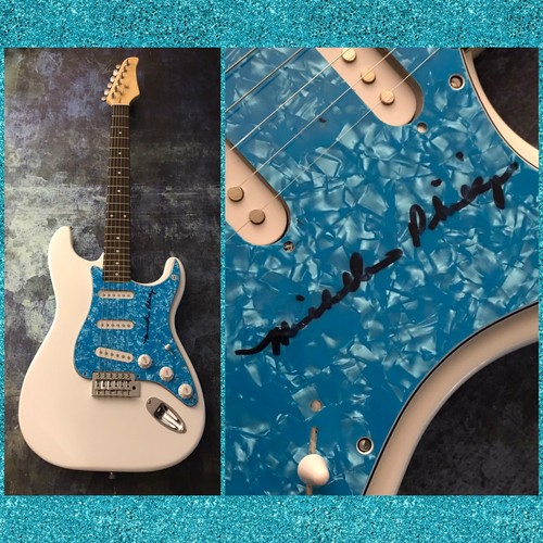 GFA Die Mamas And The Papas Michelle Phillips Signiert Elektrisch ...