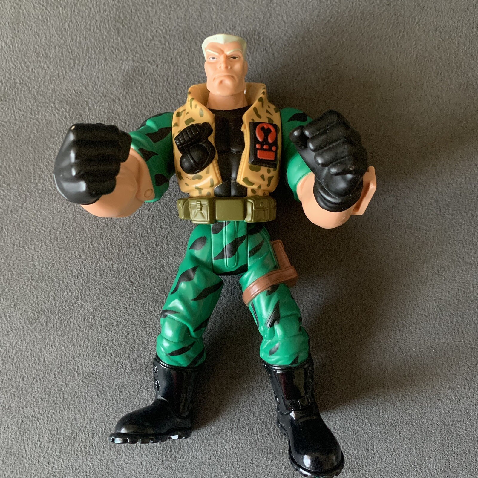 Small Soldiers Chip Hazard Toys