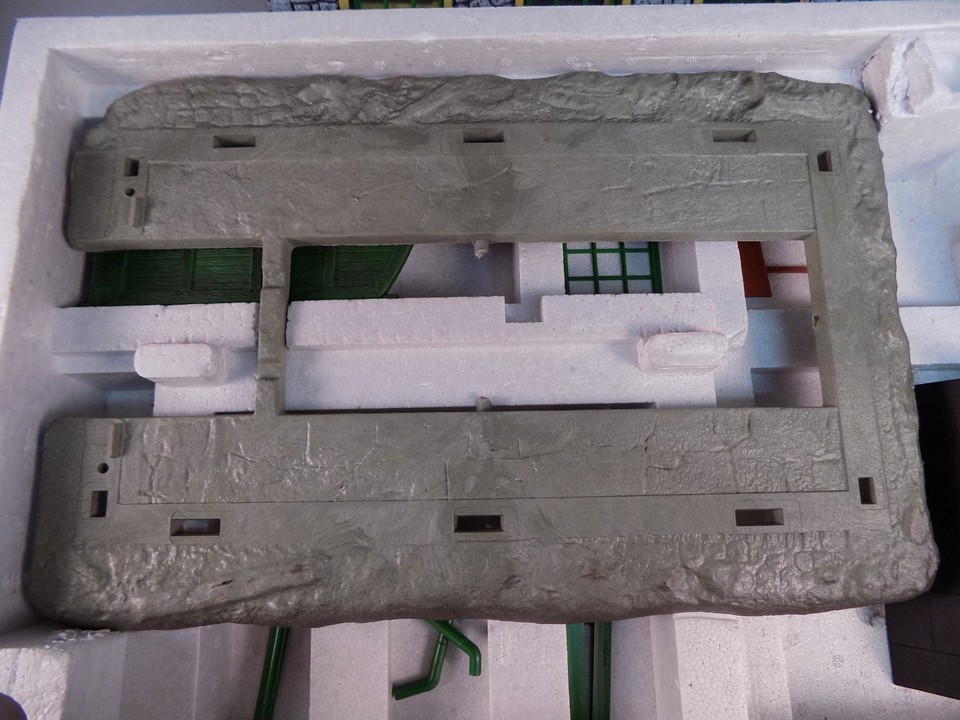 Pola G Scale Engine House Kit in box 910 Lot #B55 | eBay