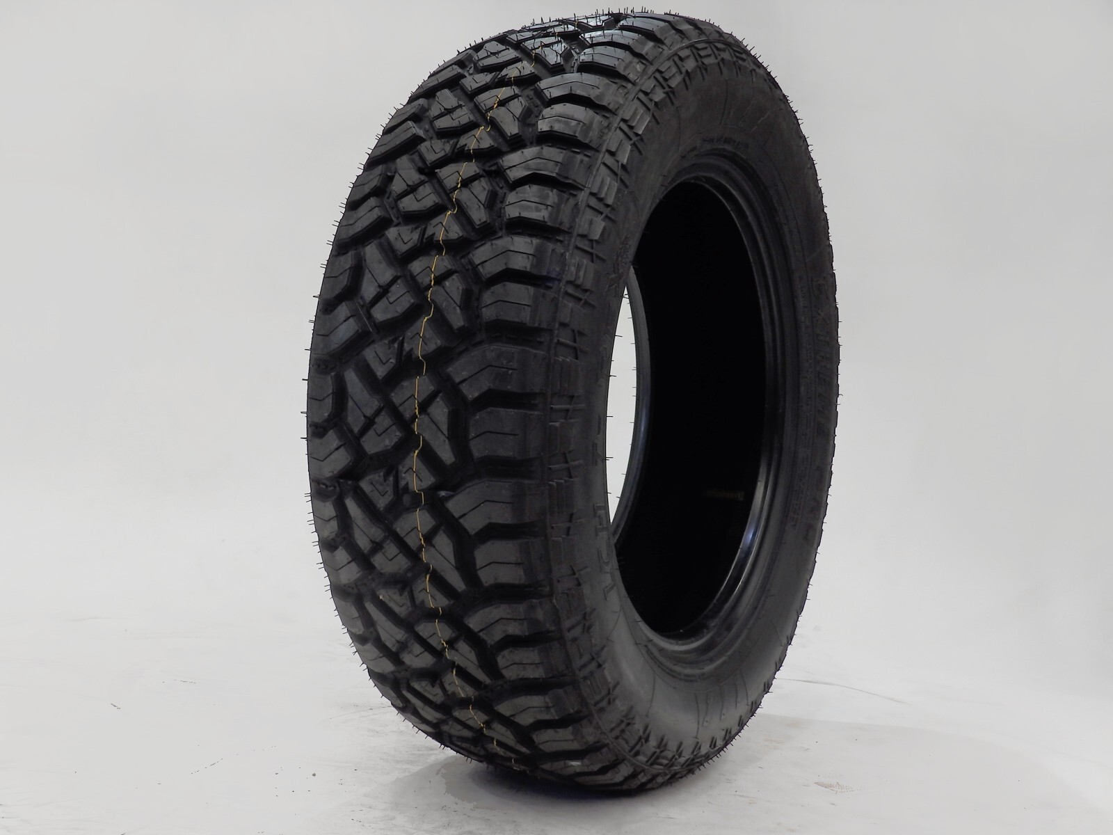 Brand New! In Stock Now - 265/60R18LT LCH T-Rex Extreme Pro Tyres ...