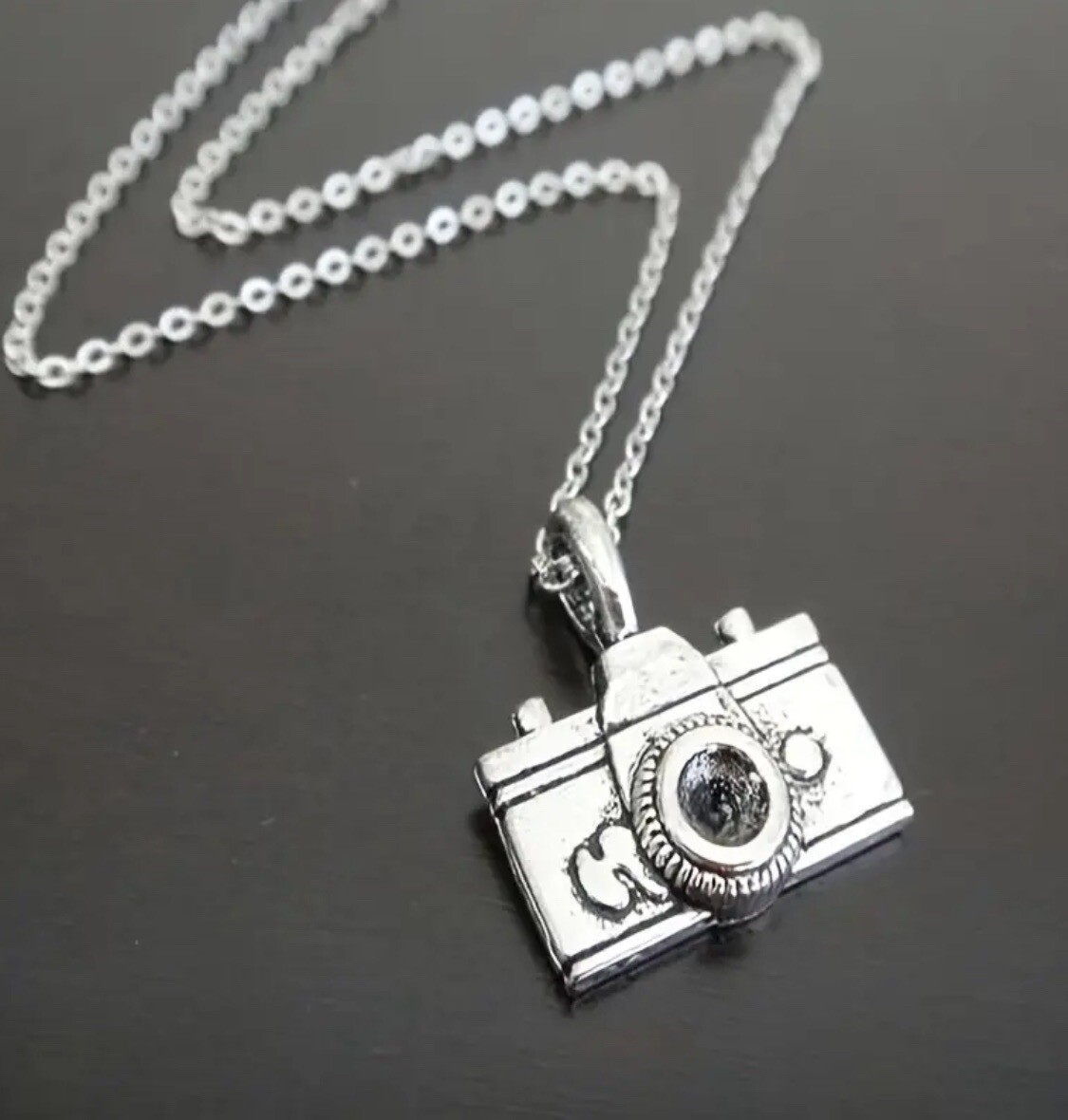 Vintage Camera Necklace Pendant Silvery Fashion Photography Trendy ...