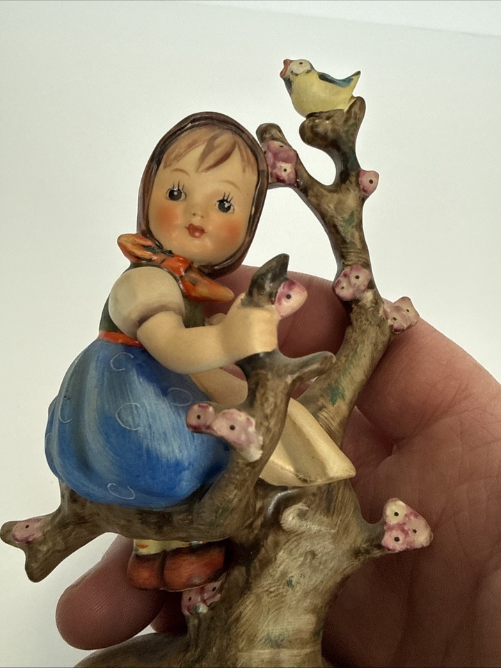 Goebel Hummel Figurine Apple Tree Girl 5 3/4 Inch | eBay