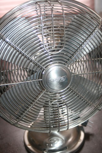 Hunter 12 In All Metal Retro Oscillating Fan with 3 Speeds | eBay