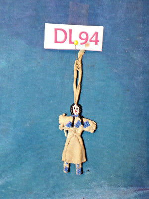 Vintage 1940s Native American Tiny Deer Hide & Beads Tourist Doll DL94 ...