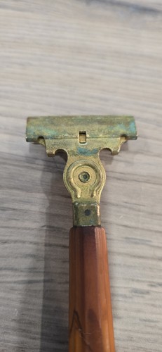 Vintage Schick Injector Gold Tone Bakelite Single Edge Safety Razor ...