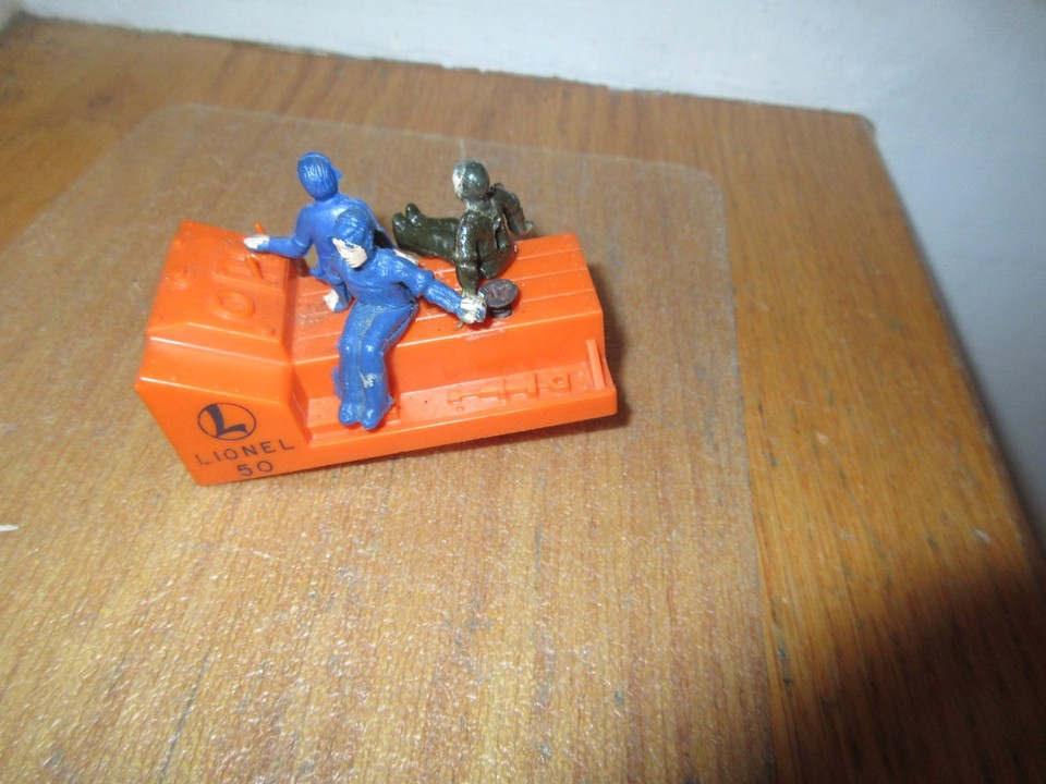 Postwar Lionel 50-70 GANG CAR WITH 3 MEN ORANGE ONLY | eBay