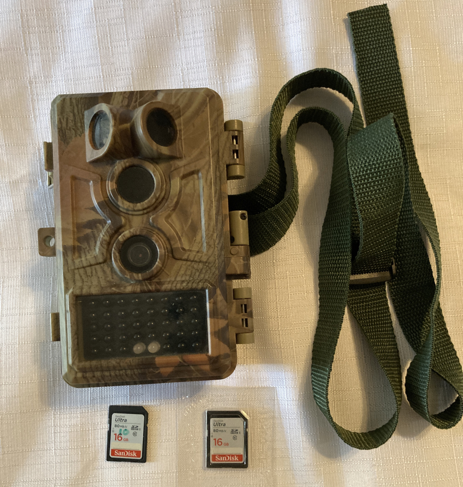 Digitnow Trail Camera (PSN027929) + Memory Card & 1 New Memory Card EUC ...