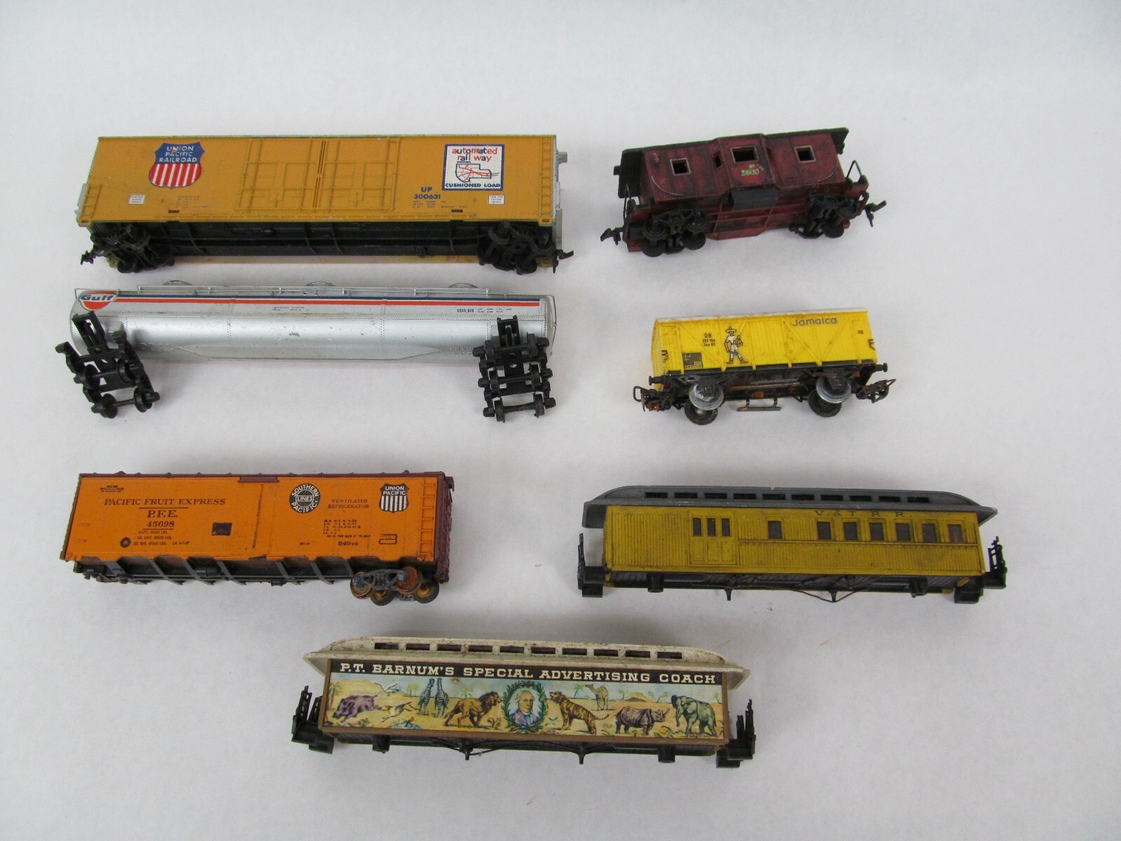 Lot of HO Scale Train Cars Union Pacific PT Barnum’s Circus Etc | eBay