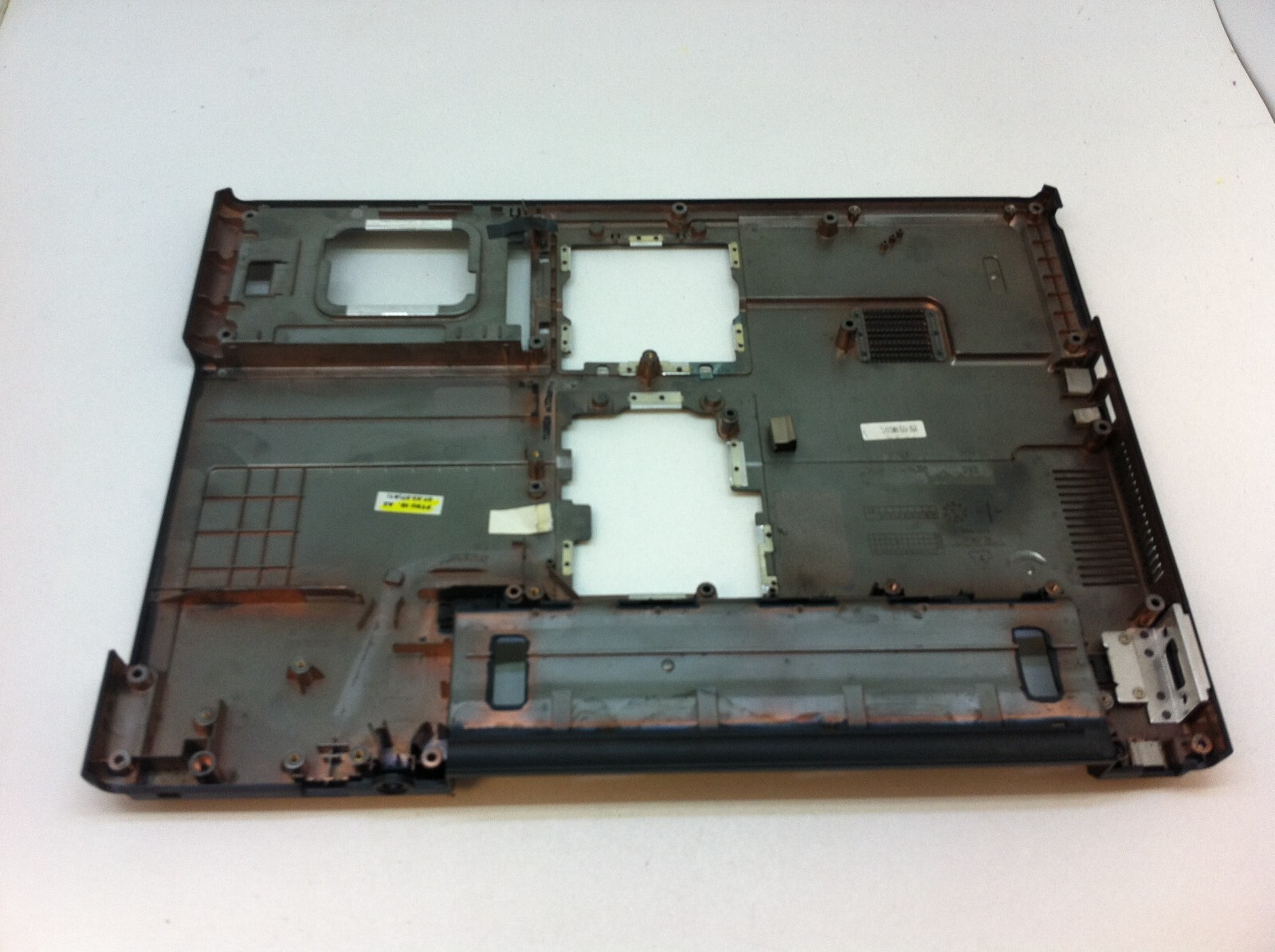 Toshiba Satellite L30 L35 L35-S2316 Series Laptop Bottom Base Chassis ...