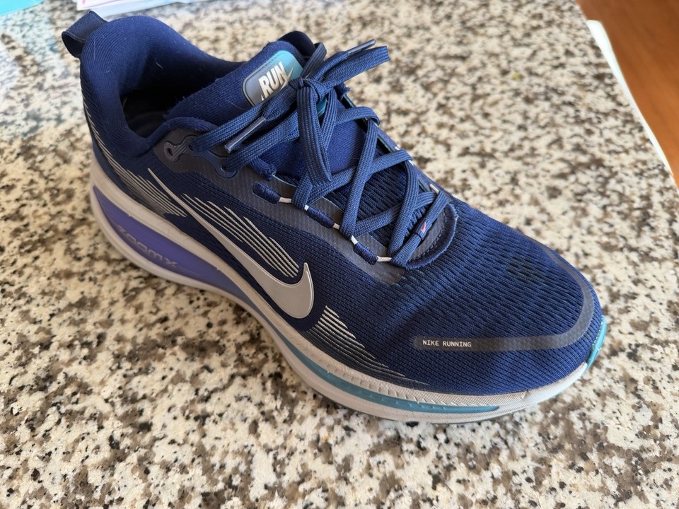 Nike Vomero 18 Blue Void Blue Lightning ... HM6803-401 | eBay