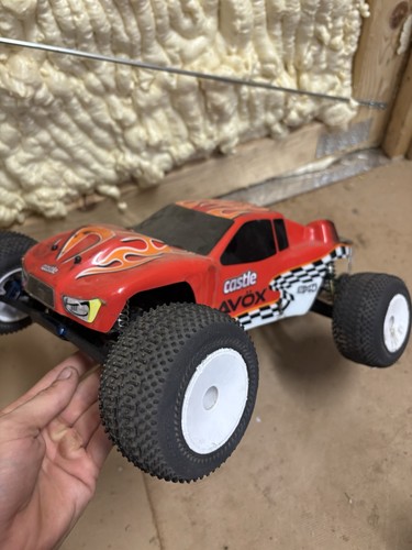Team Associated T4 1/10 Scale RC Car RARE BODY BRUSHLESS everything ...