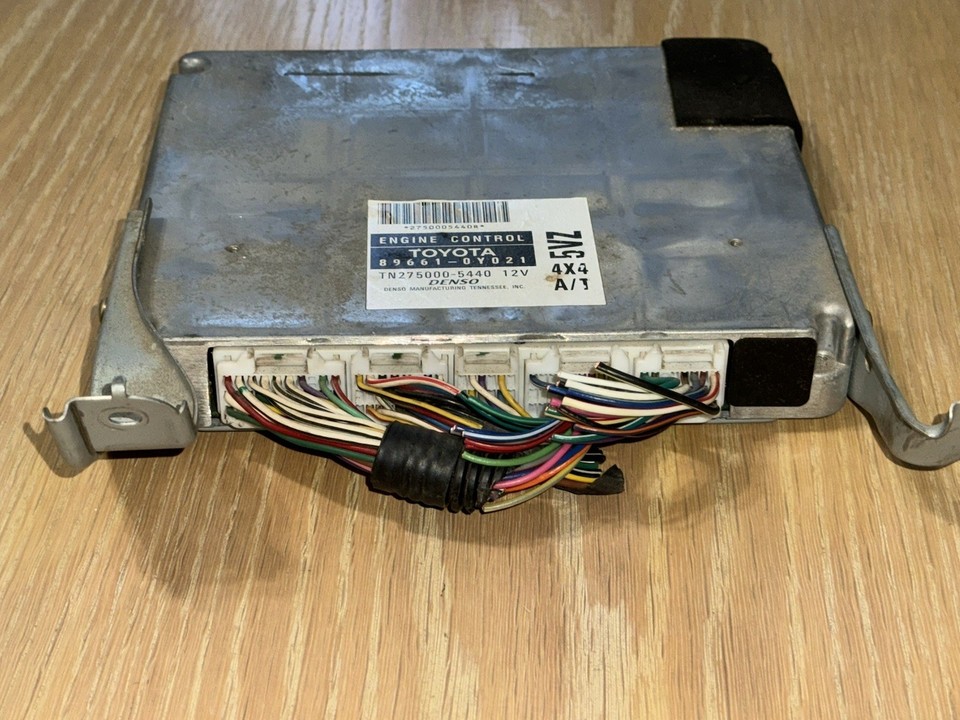 2003 Toyota Tacoma CrewCab 4x4 V6 Engine Computer ECU ECM 89661-0Y021 ...