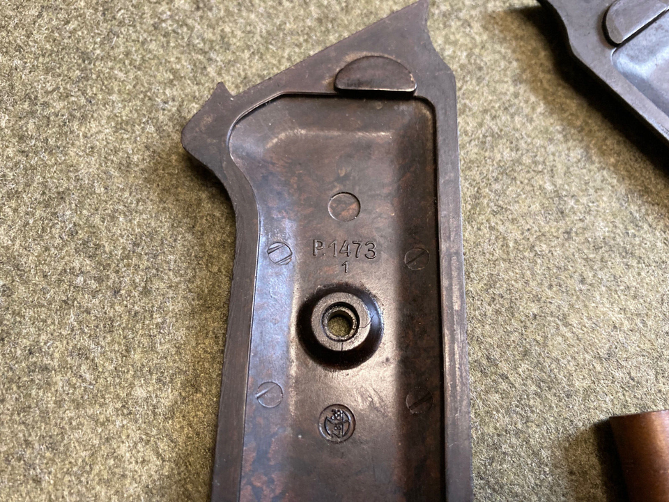 German Wehrmacht WW2 Military MP40 Left And Right Hand Grips P1473 ...