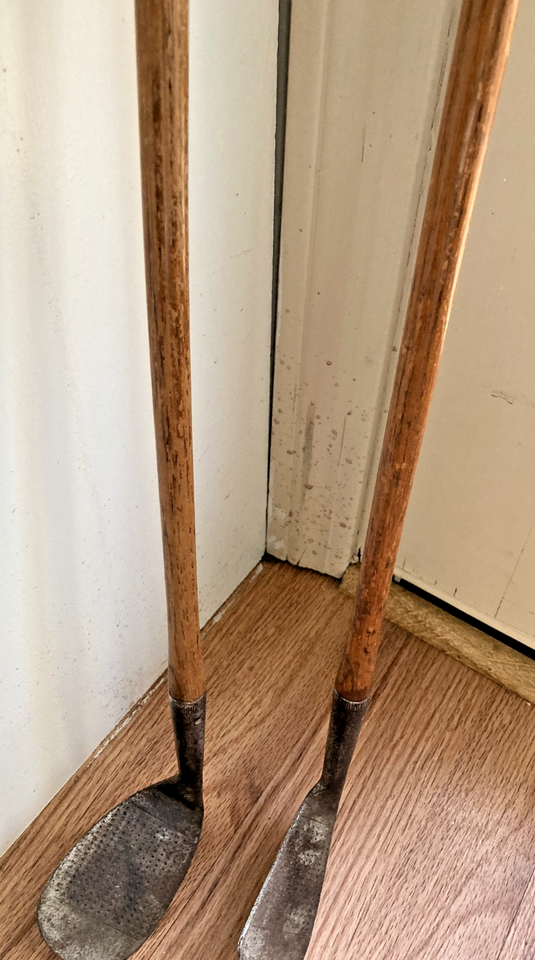 (2) Antique Wright & Ditson St. Andrews Hickory Wood Shaft Golf Clubs ...