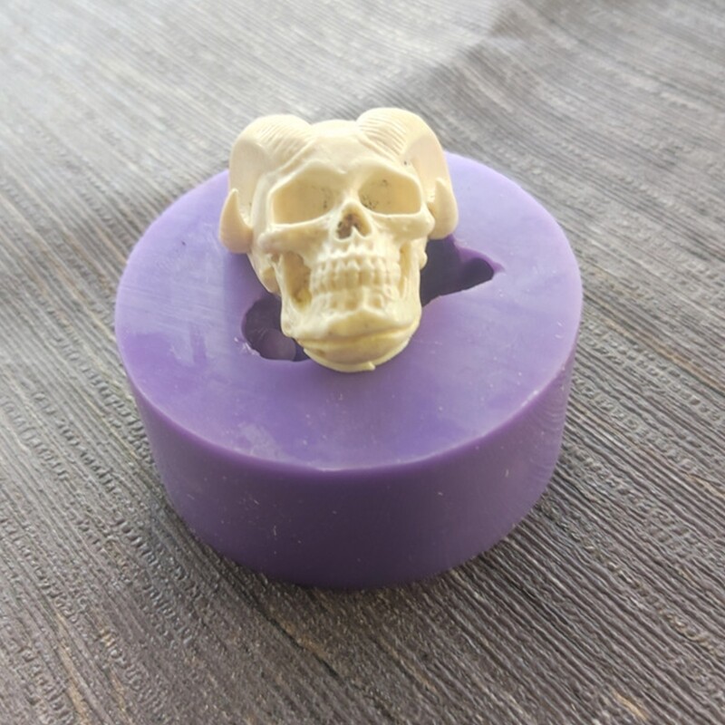 Horns/Wizard Skull Decoration Halloween Theme Silicone Mold Custom Mold ...