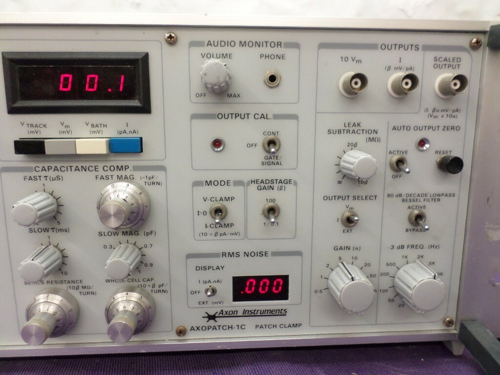 Axon Instruments Axopatch 1C Patch Clamp Amplifier | eBay