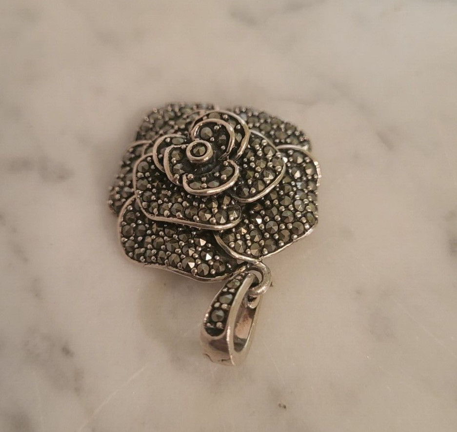 VINTAGE MARKED STERLING SILVER ROSE MARQUESITE PENDAN… - Gem